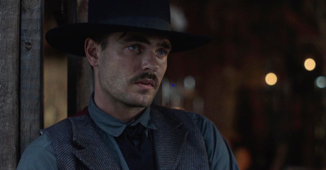 Alex Roe - actor, producer - biography, photo, best movies and TV shows