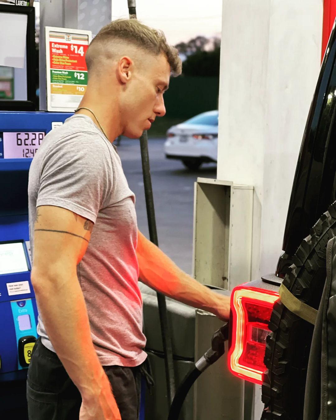 Justin Matthews - actor - biography, photo, best movies and TV shows