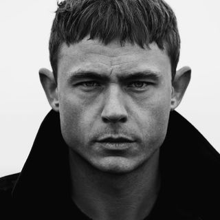 Dennis Mojen - actor - biography, photo, best movies and TV shows