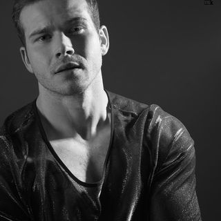 Oliver Stark - actor - biography, photo, best movies and TV shows