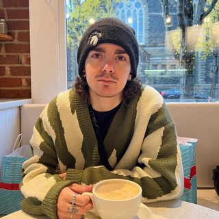 Elliot Fletcher - actor - biography, photo, best movies and TV shows