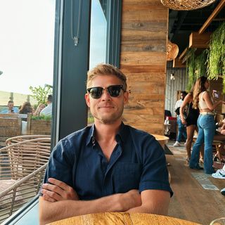 Mason Dye - actor - biography, photo, best movies and TV shows