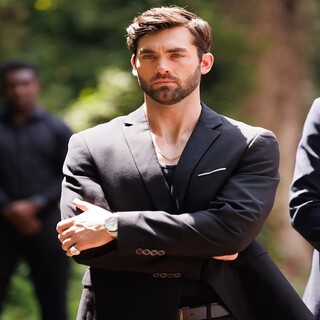 Jake Hobbs - actor - biography, photo, best movies and TV shows