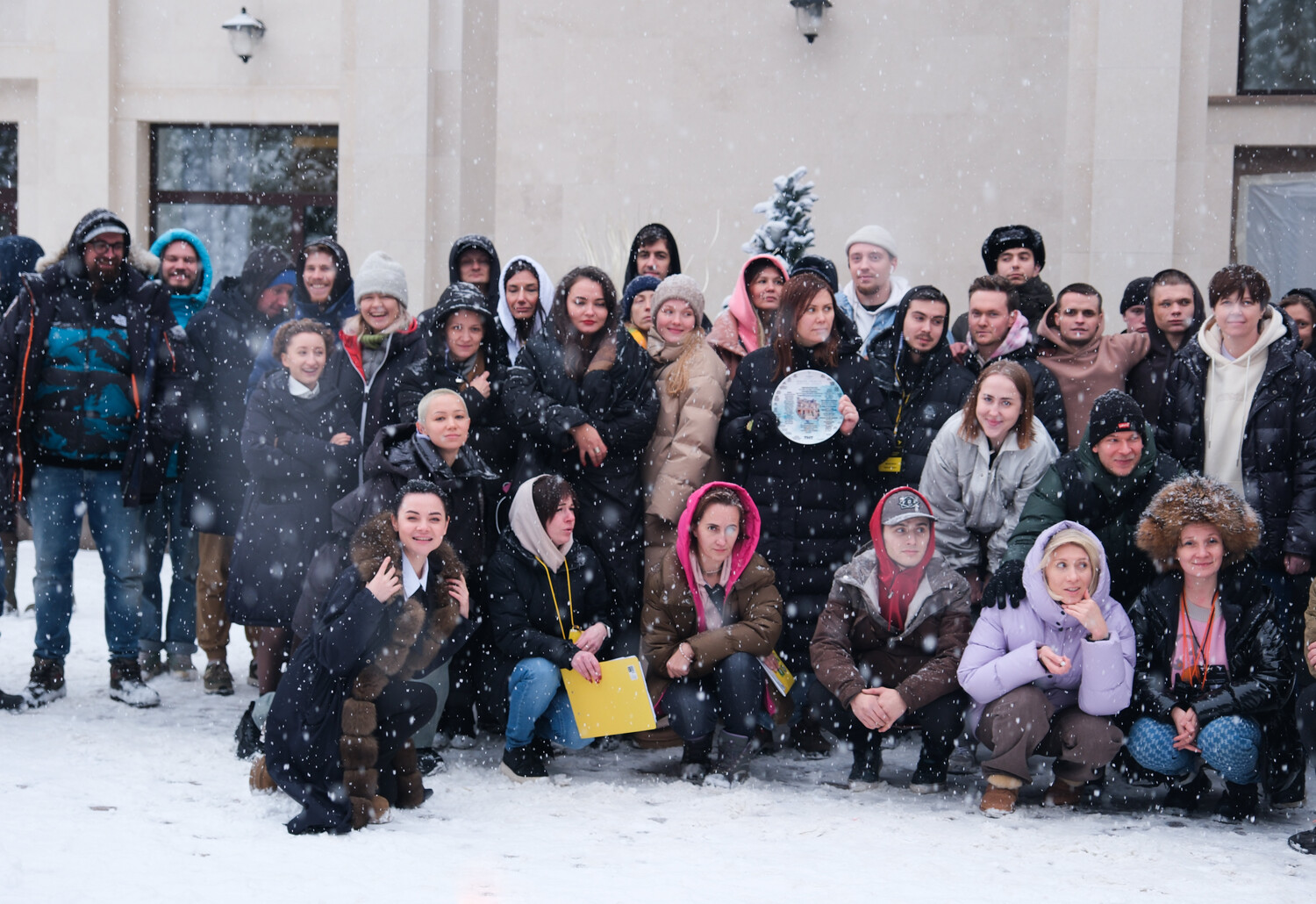 Bednye smeyutsya, bogatye plachut (series, 2024 – ...)