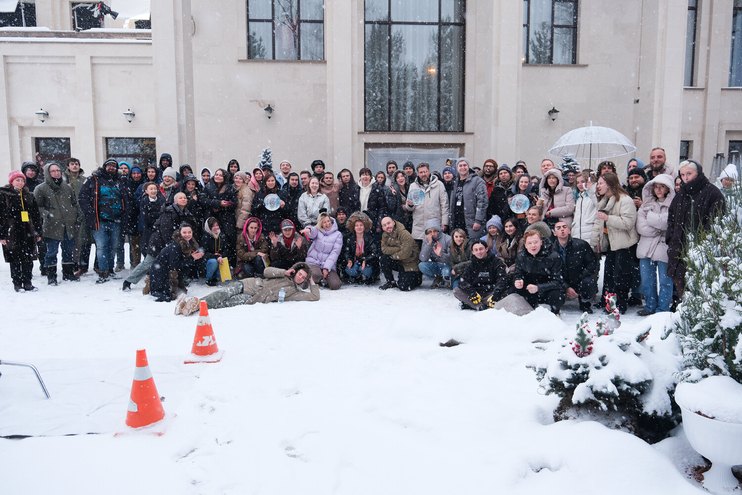 Bednye smeyutsya, bogatye plachut (series, 2024 – ...)