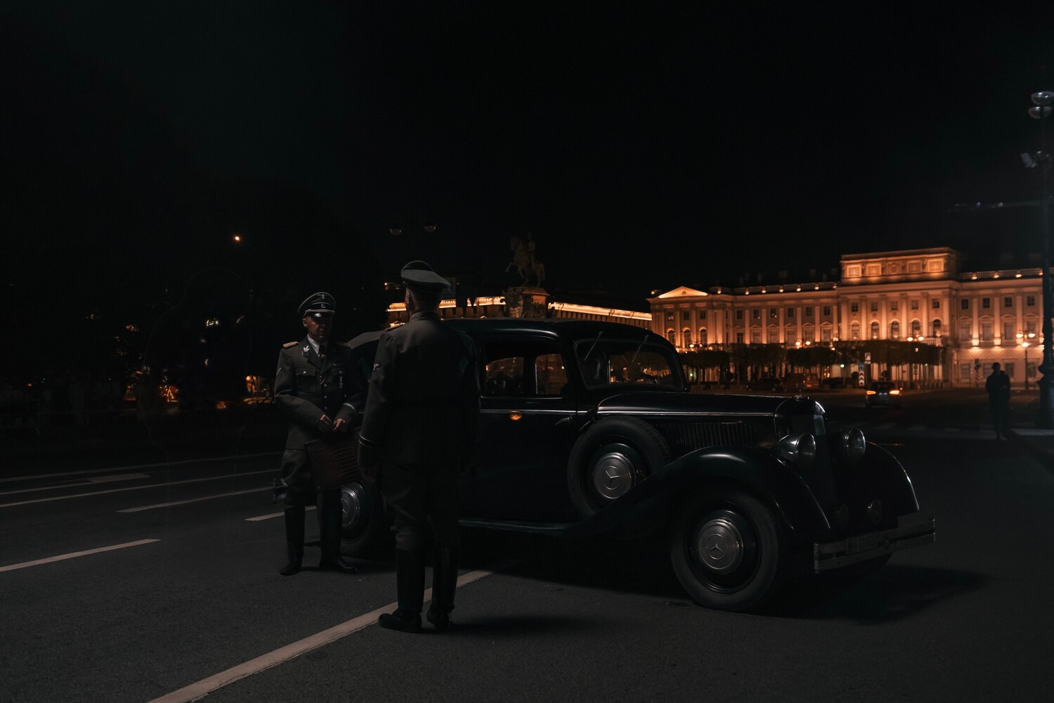 Berlinskaya zhara (series, 2025 – ...)