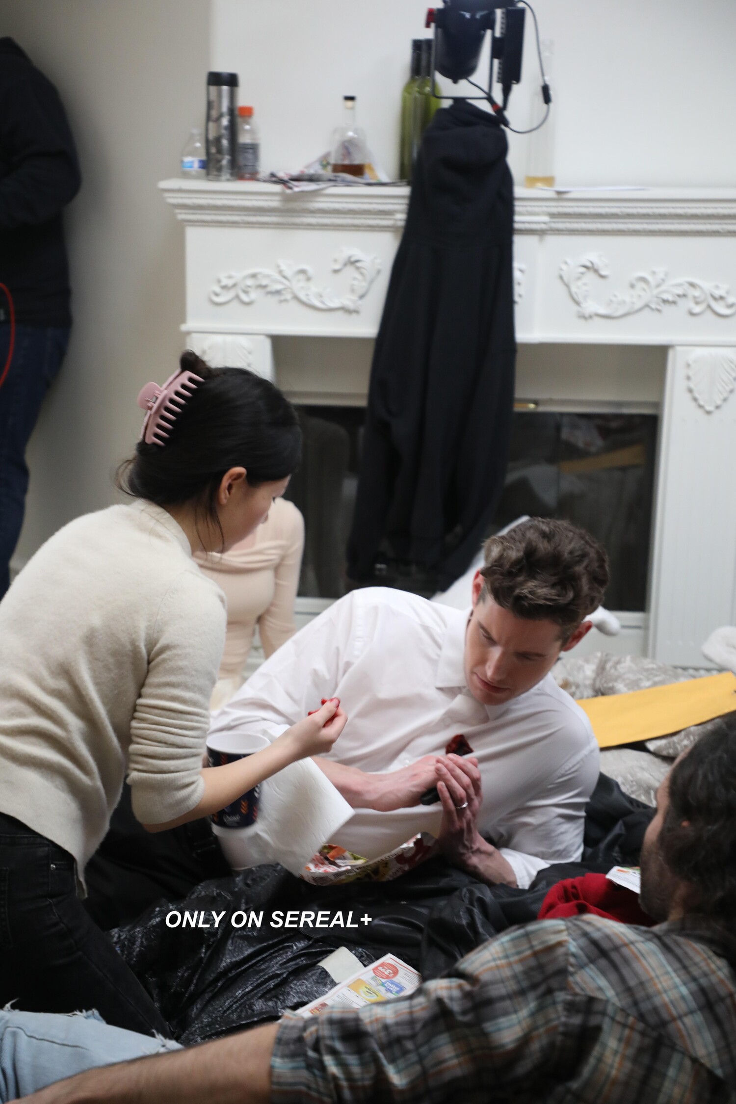 Fleeing Husband: Please Love Me All Over Again (mini-series, 2024)