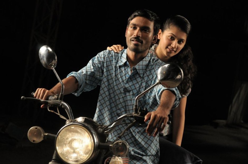 Aadukalam (movie, 2011)