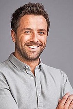 Cast - SeaChange (1998 – 2019)