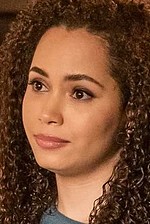 Cast - Charmed (2018 – 2022)