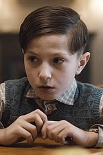 Cast - Dark (2017 – 2020)