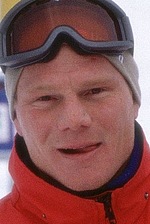 Cast - Out Cold (2001)