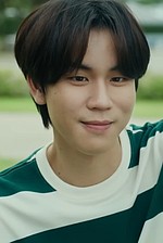 Cast - Between Us (2022 – 2023)