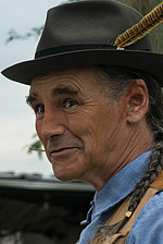 Cast - Bones and All (2022)