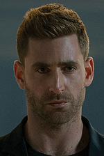 Cast - The Invisible Man (2020)