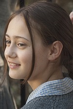 Cast - Never Let Me Go (2010)