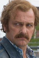 Cast - Kill the Irishman (2010)