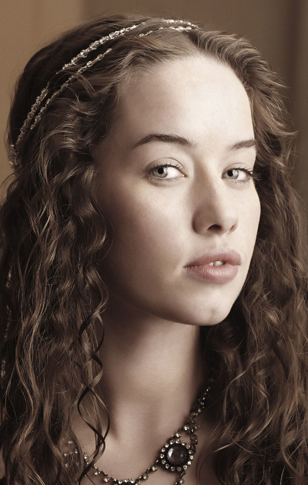 Anna Popplewell - actress - biography, photo, best movies and TV shows