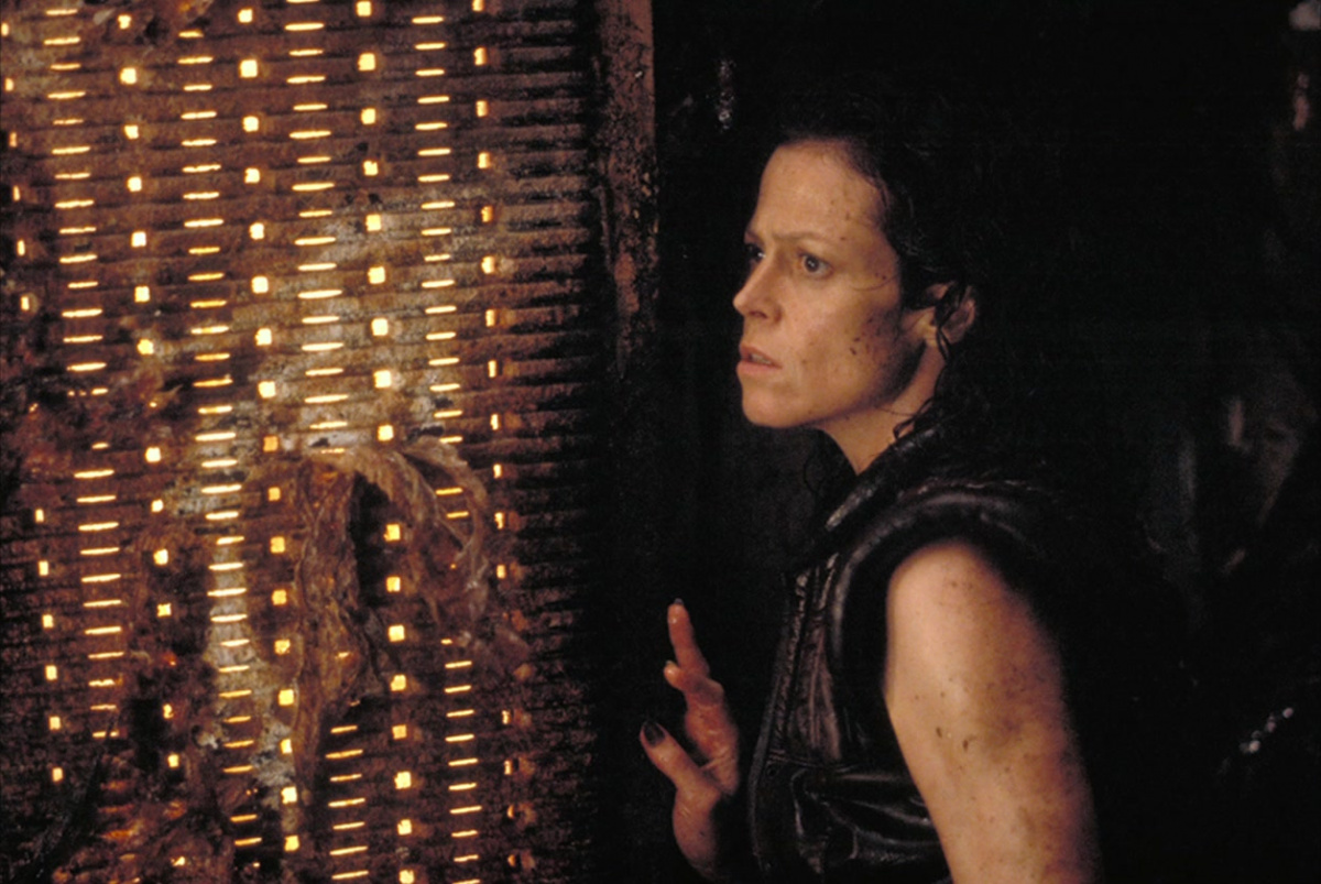 Photos - Alien: Resurrection