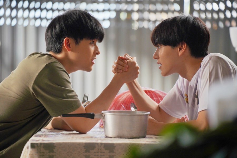 High School Frenemy (series, 2024)