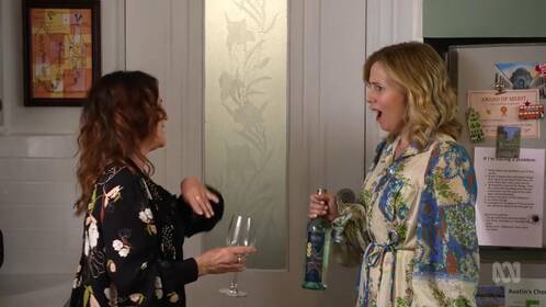 Gia Carides - actress, director, writer, producer