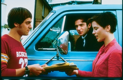 Shooting Fish (movie, 1997)