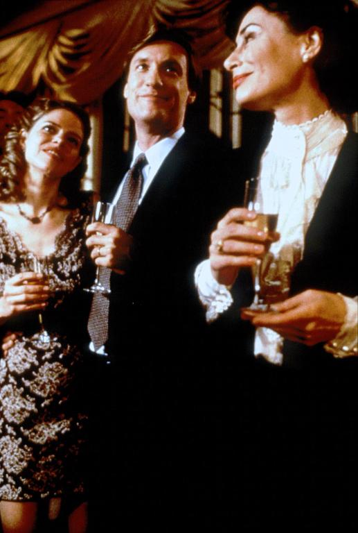 Mimi Kuzyk - actress - biography, photo, best movies and TV shows