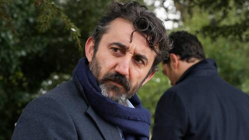 Episode #1 - Esref Rüya (1 season, 1 series - S01E01)