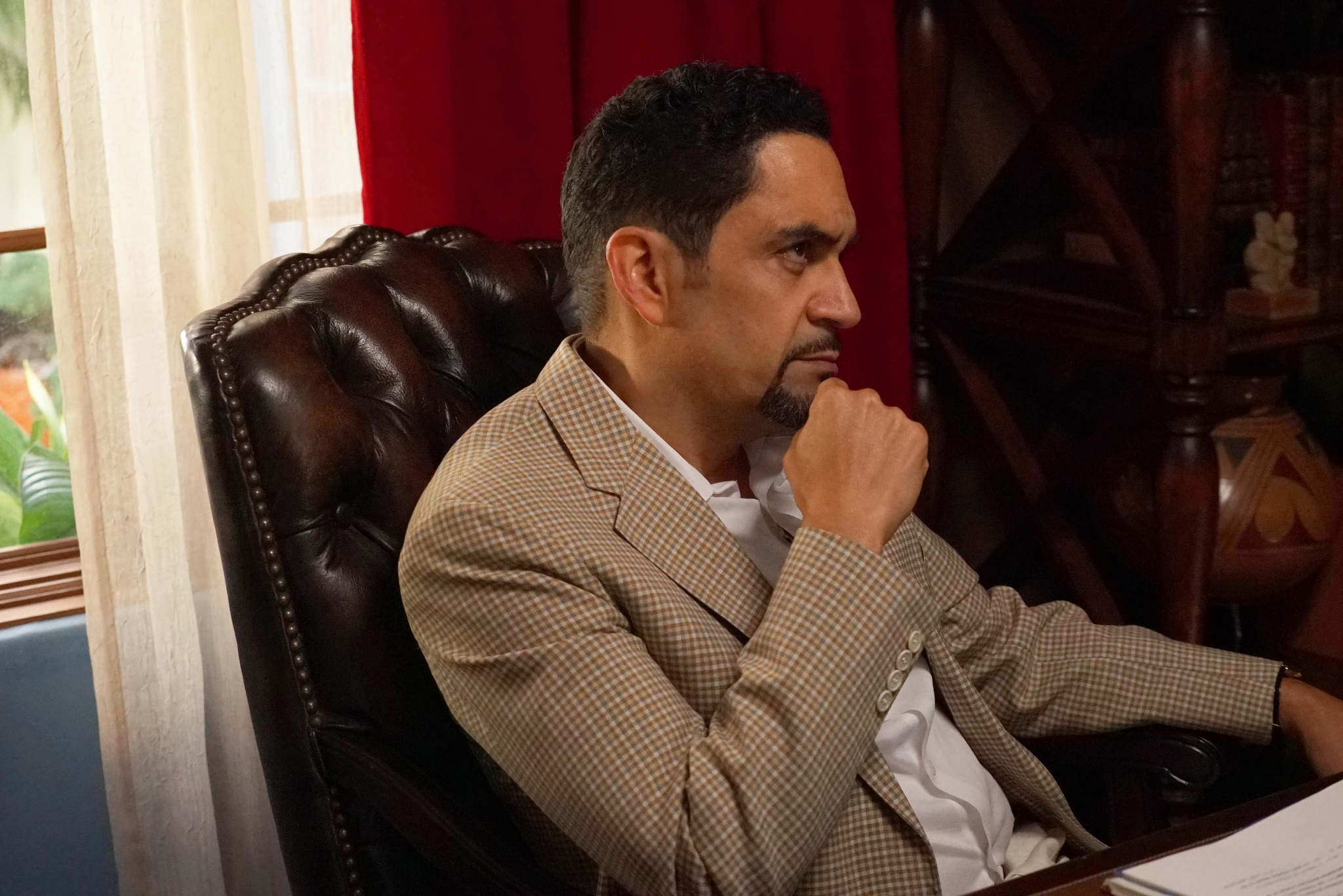 José Zúñiga - actor - biography, photo, best movies and TV shows