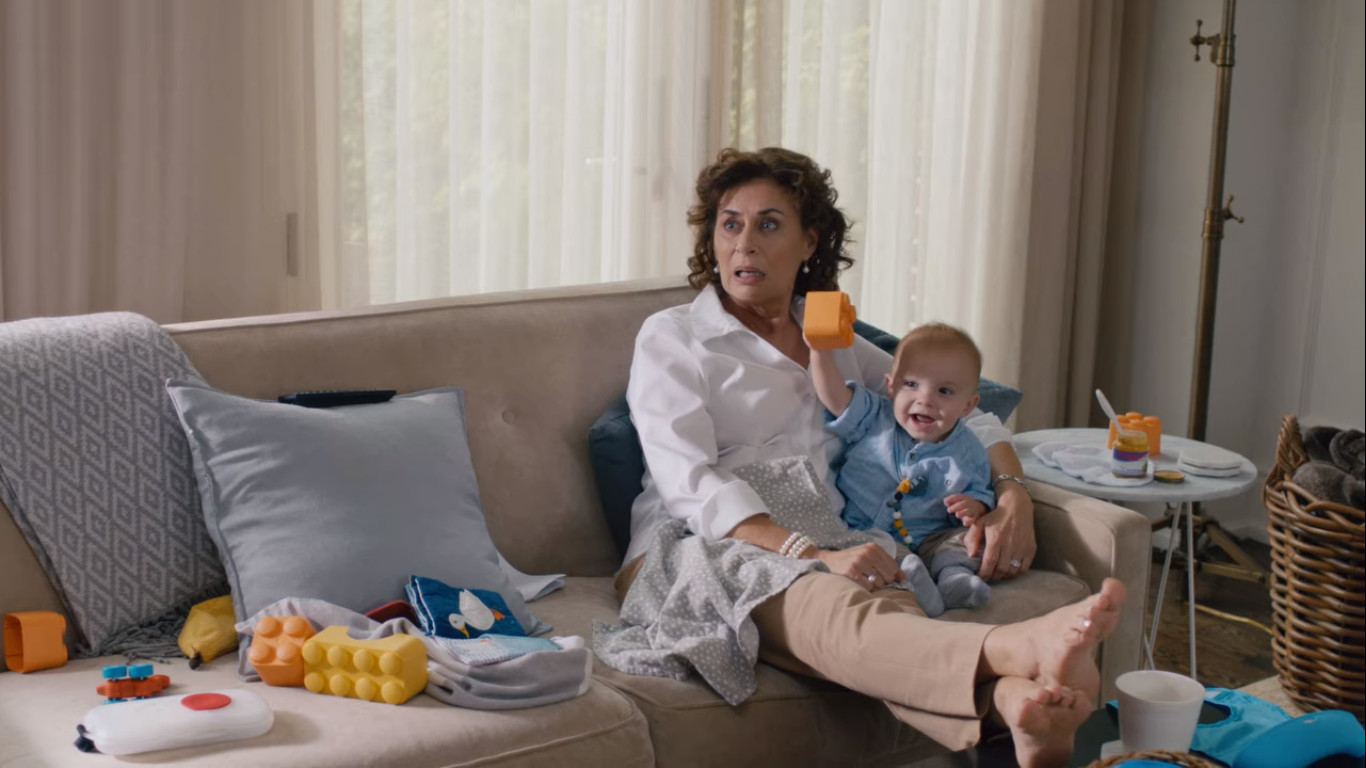 Mimi Kuzyk - actress - biography, photo, best movies and TV shows