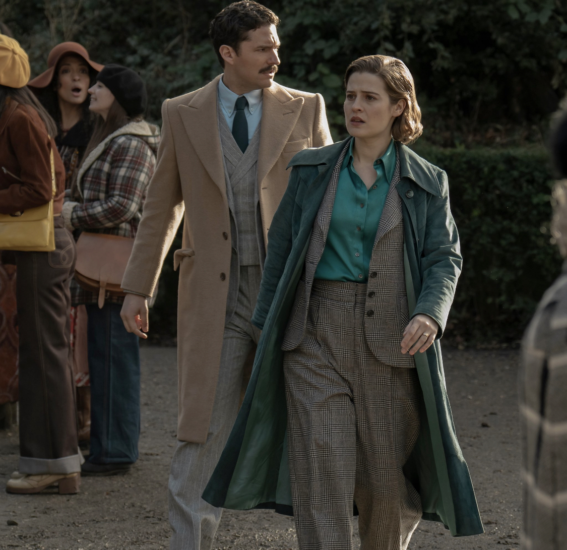 Emma Paetz - actress, writer, producer