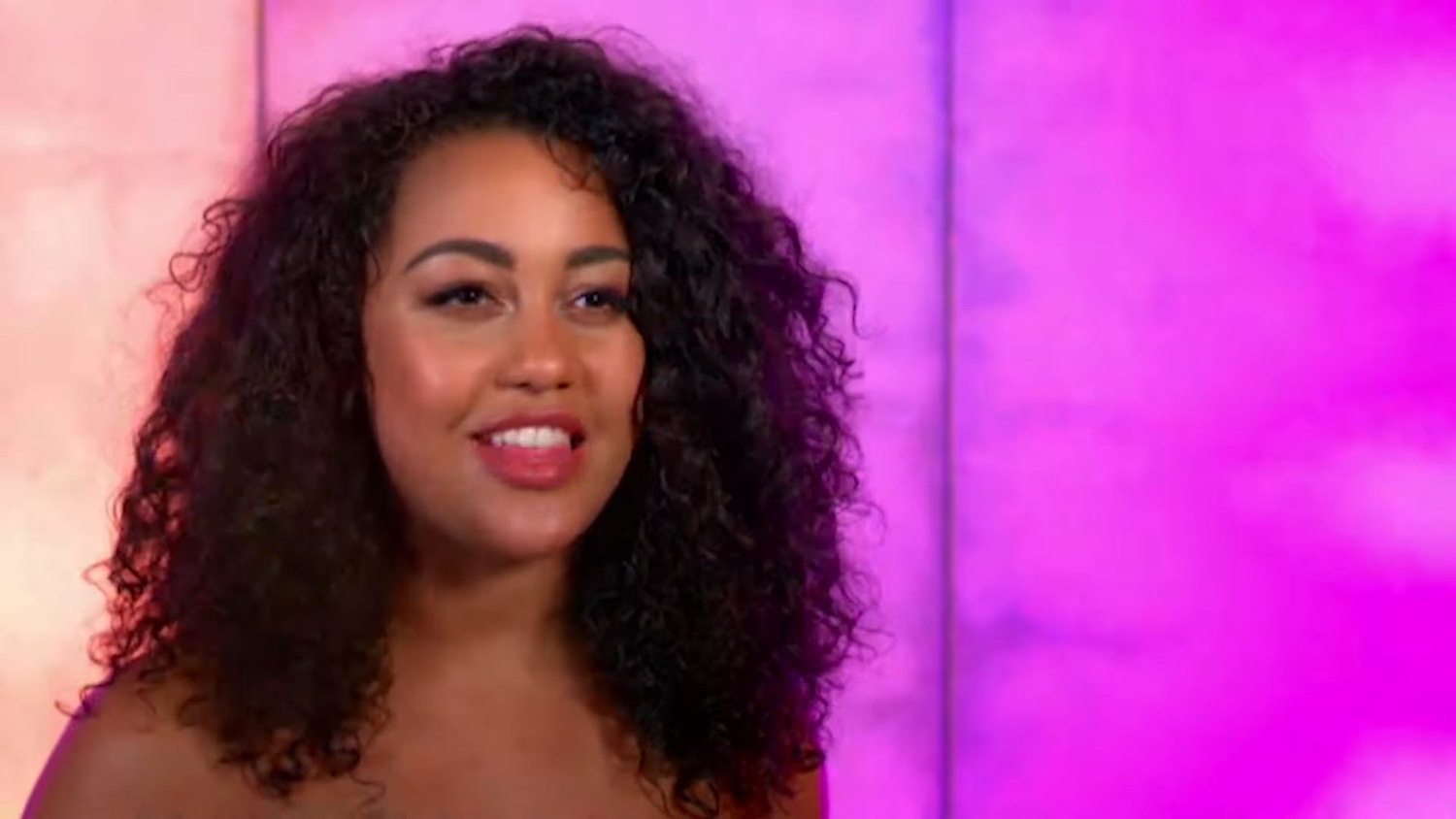 Stills - Naked Attraction