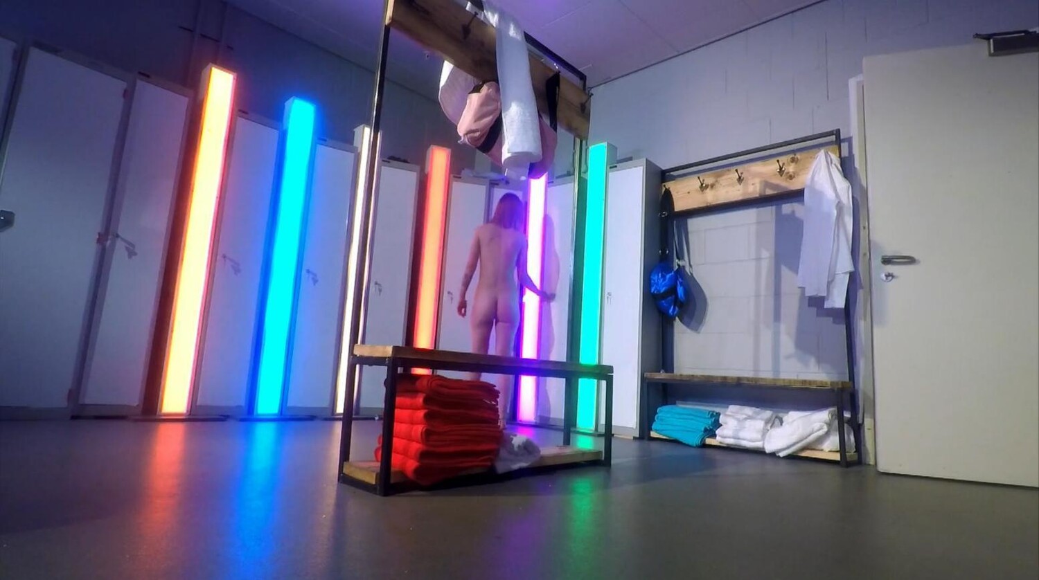 Stills - Naked Attraction