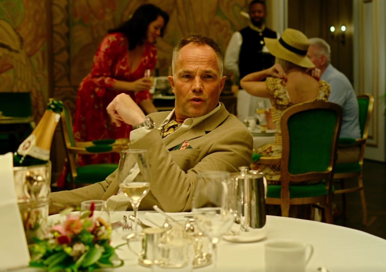 Exit (series, 2019 – 2023)