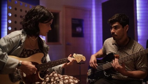 Little Fish (movie, 2020)