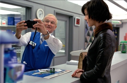 Stills - One Hour Photo