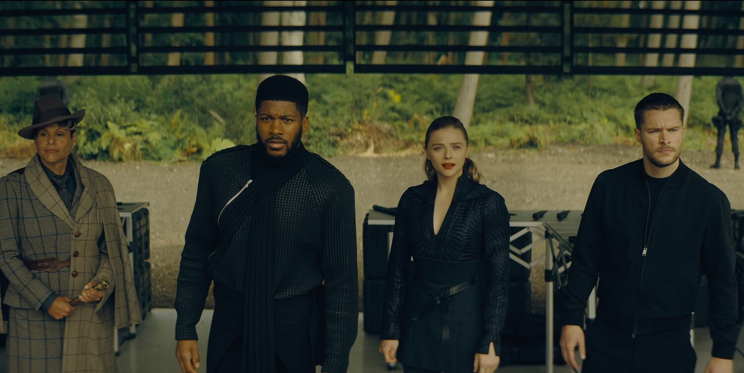 The Peripheral (series, 2022 – ...) — Actors, Trailers, Photos