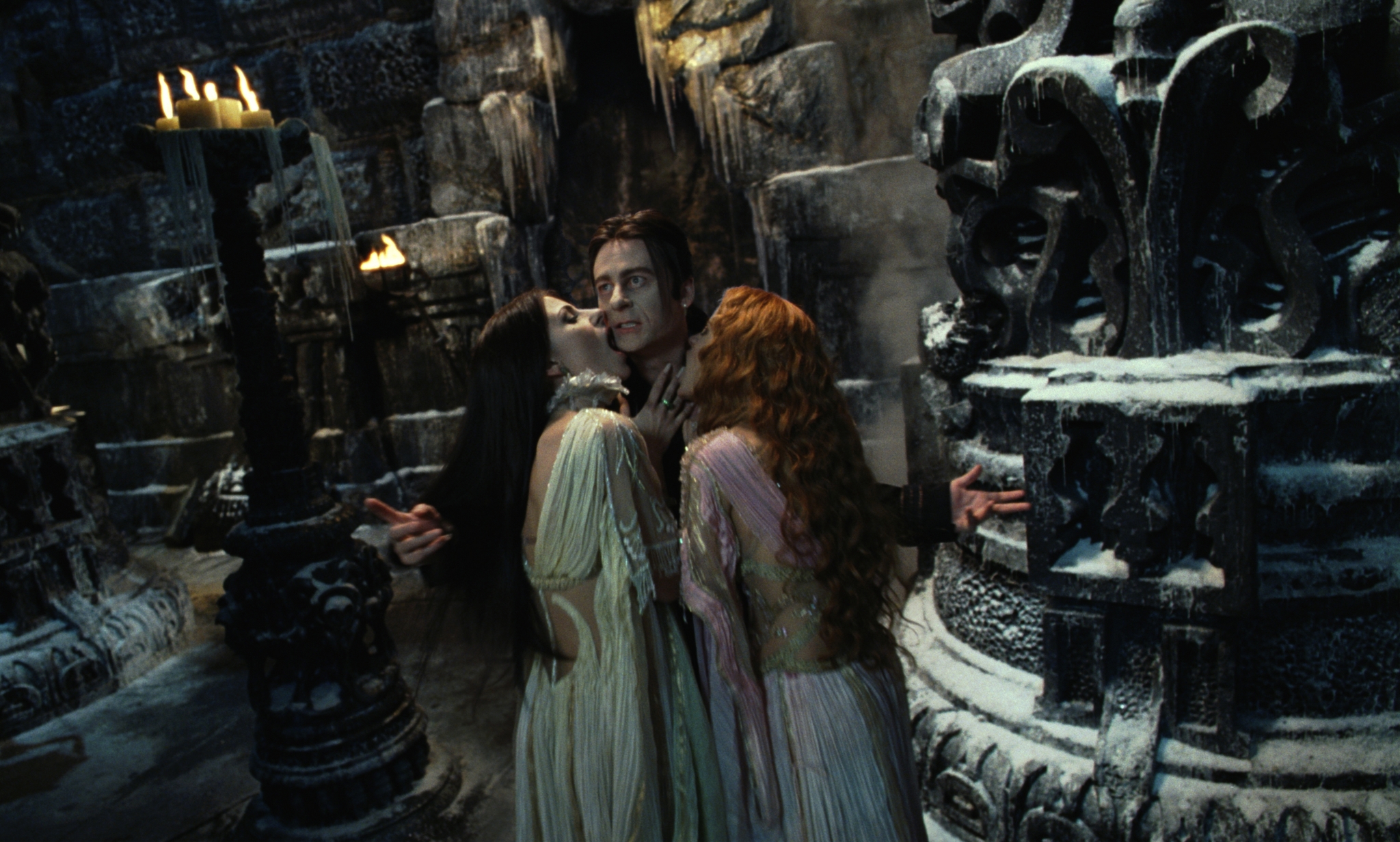 Photos - Van Helsing