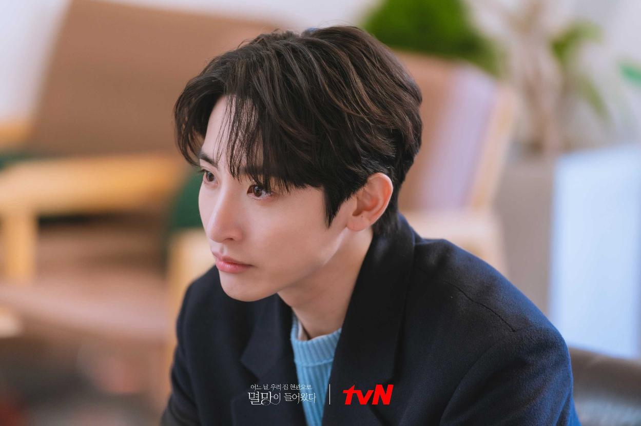 Згуба до ваших послуг (серіал, 2021)