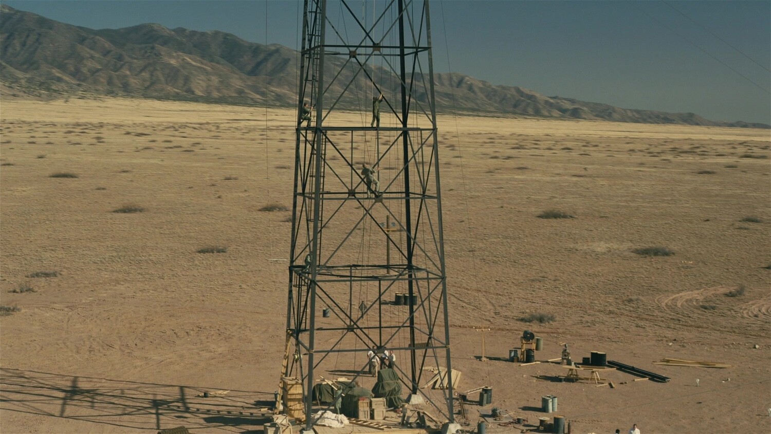 Stills - Oppenheimer