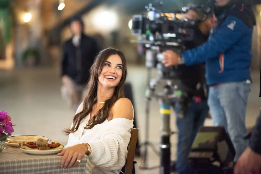 Viola (series, 2022 – ...)