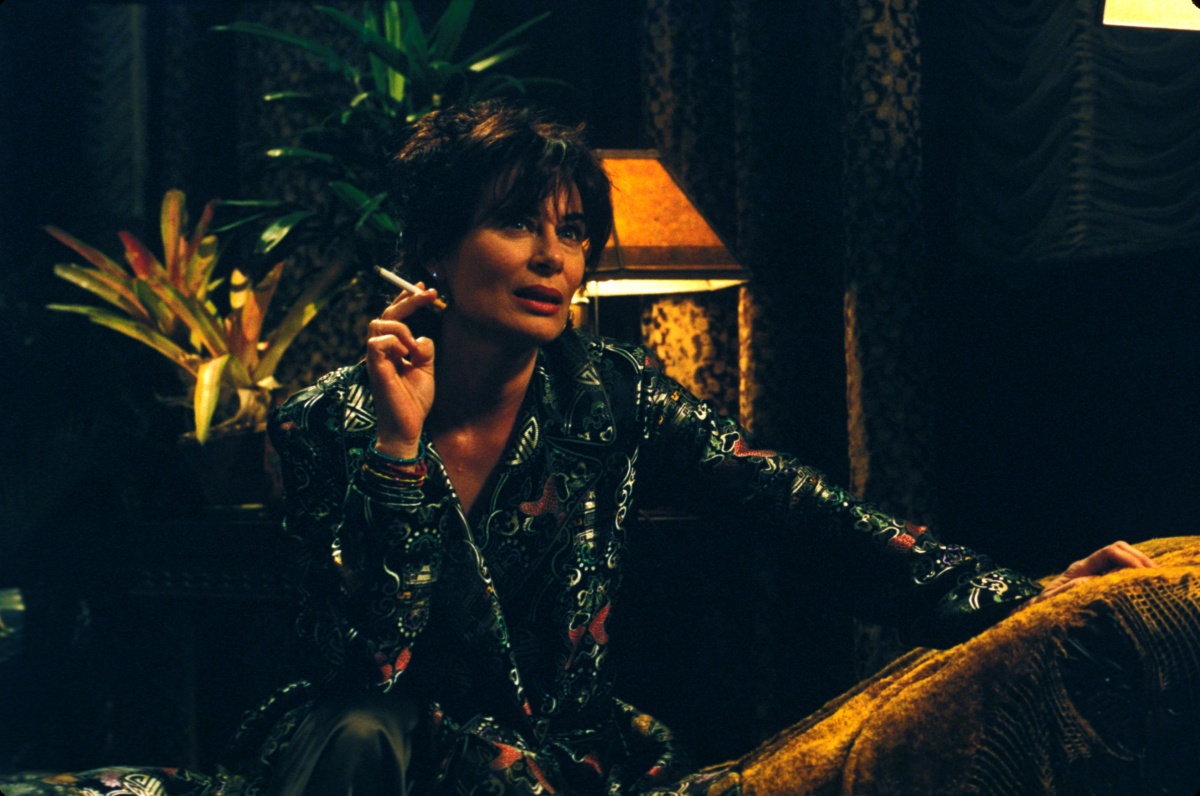 Mimi Kuzyk - actress - biography, photo, best movies and TV shows