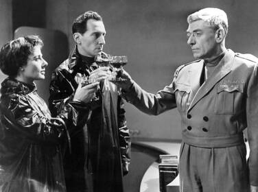 André Morell - actor - biography, photo, best movies and TV shows