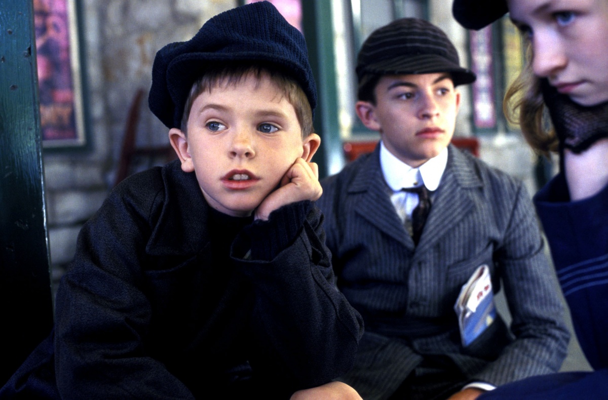 Stills - Five Children and It