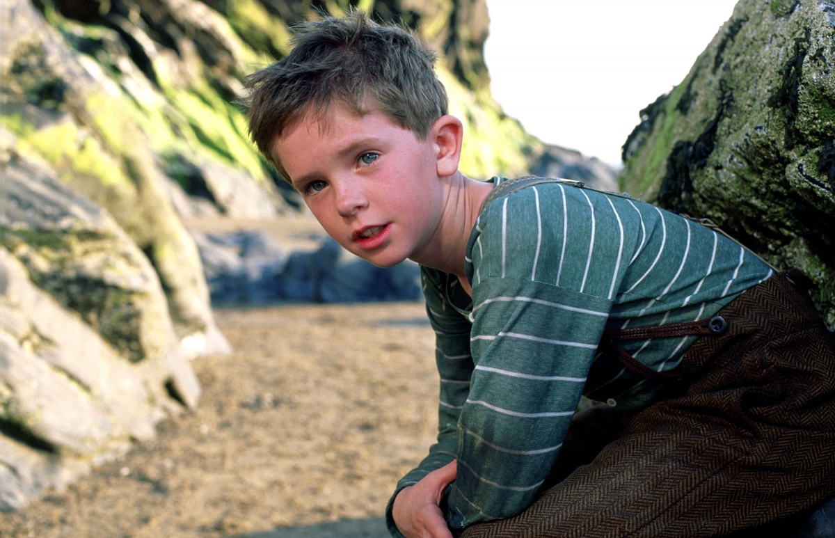 Stills - Five Children and It