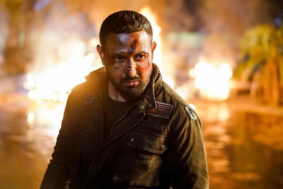 Warning 2 (movie, 2024)