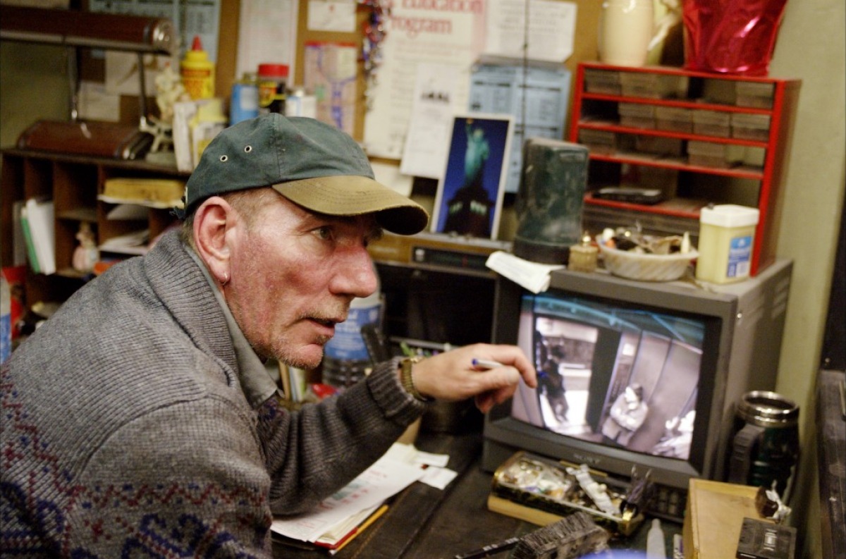 Pete Postlethwaite - actor - biography, photo, best movies and TV shows