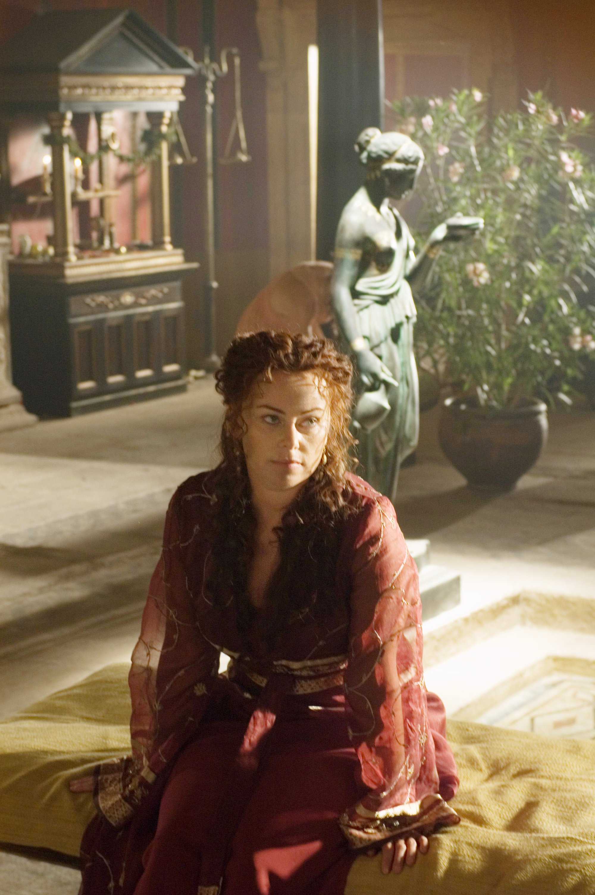 Polly Walker - actress - biography, photo, best movies and TV shows