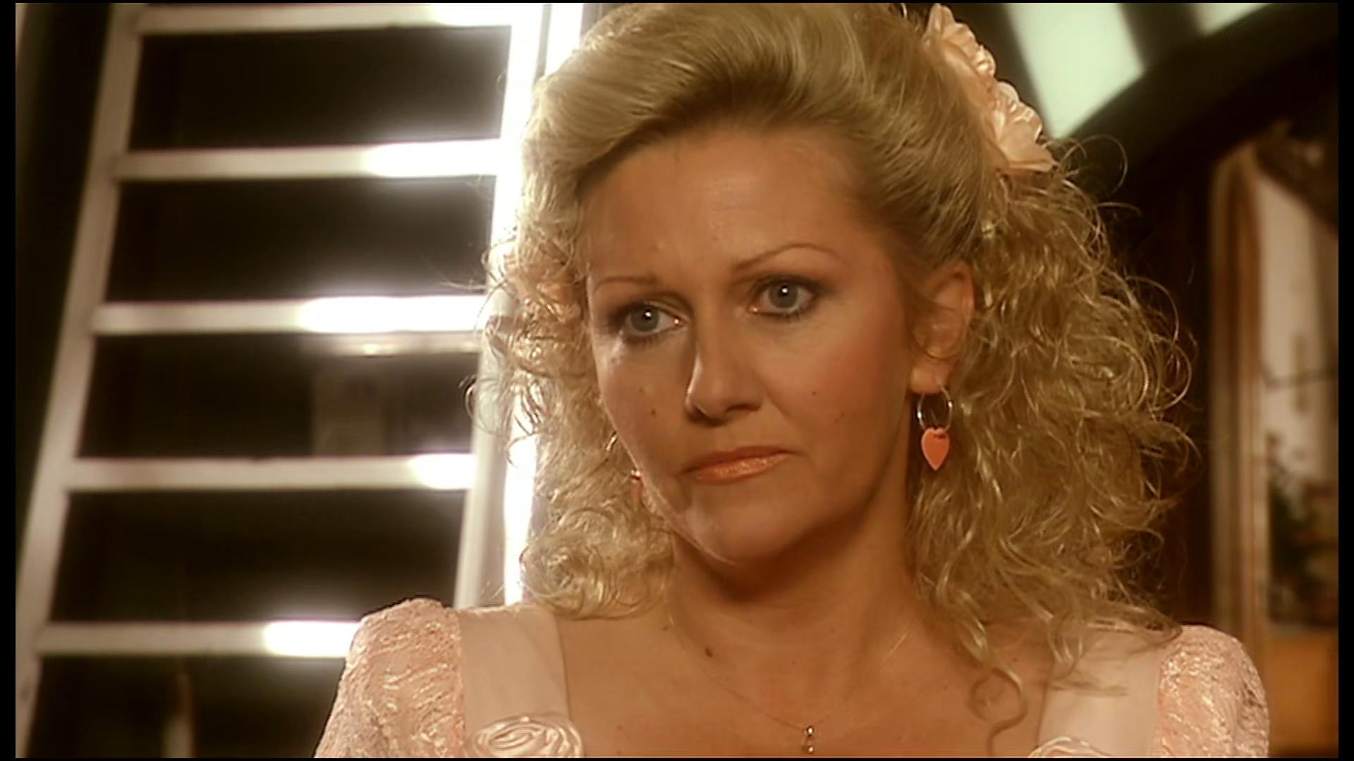 Camille Coduri - actress - biography, photo, best movies and TV shows