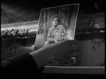 Screenshots - A Woman Without Love